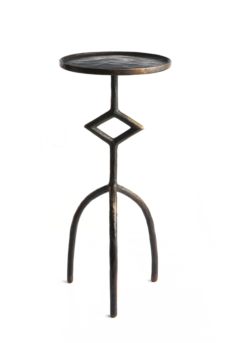 Tribal Table Triangle – Hino Studio